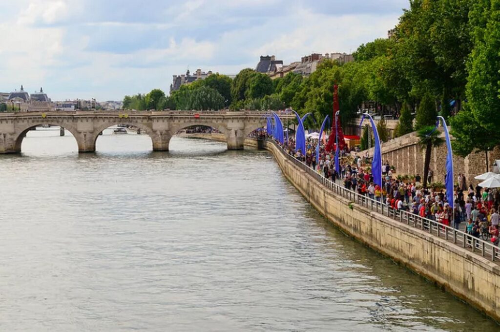 Paris Embraces Pedestrianization: A Transformation Along the Seine ...