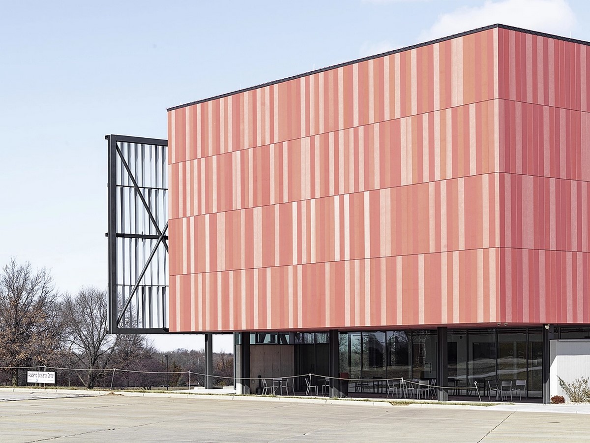 öko skin Concrete Facade: A Versatile Design Solution - Look My Town